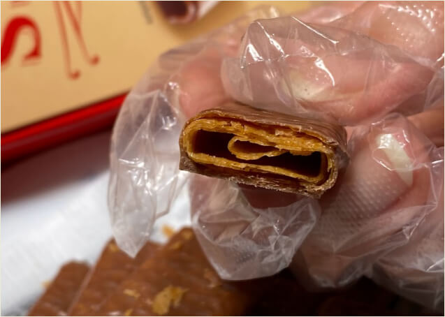 コストコ【ロックマリアクレープ】KIRKLAND Signature商品Loc Maria Crepesは、546gの大容量入りチョコ菓子！